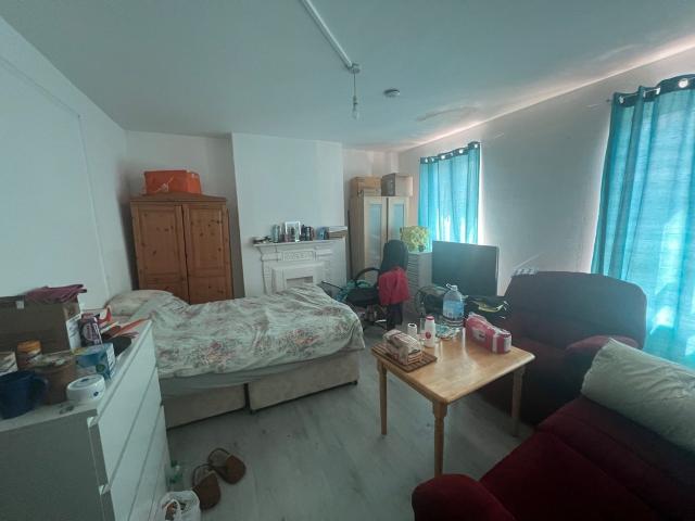 Room at Silverdale Road, Tunbridge Wells