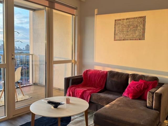Room at Silvertown Way, Greater London