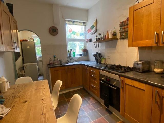 Room at Silverwood Avenue, Manchester