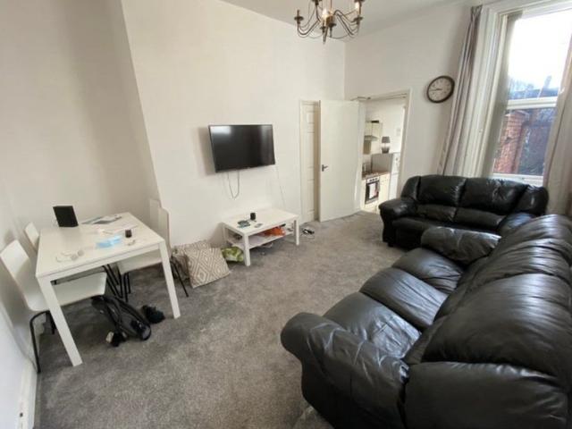 Room at Simonside Terrace, Newcastle upon Tyne