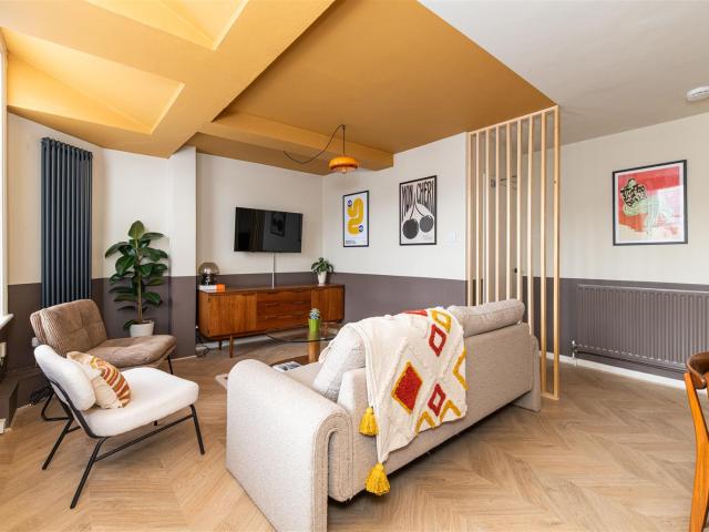 Room at Simonside Terrace, Newcastle upon Tyne