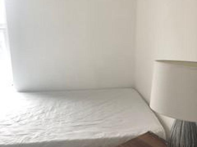 Room at Smithdown Road, Liverpool