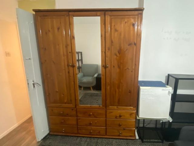 Room at Smithy Street, Greater London
