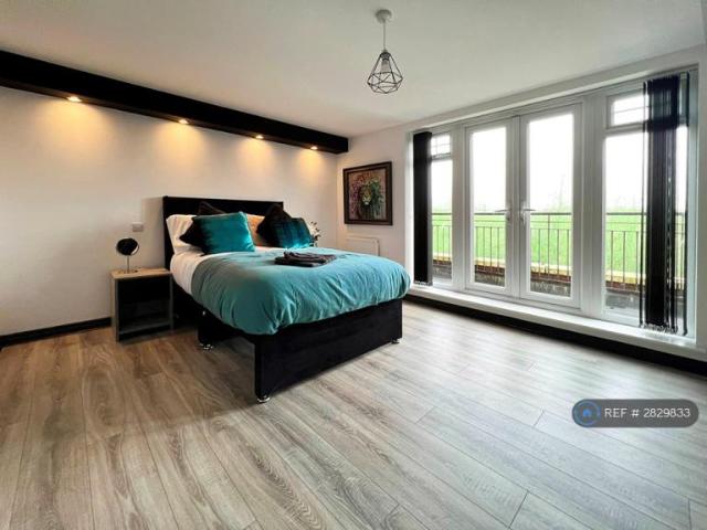 Room at Snowgoose Way, Newcastle under Lyme