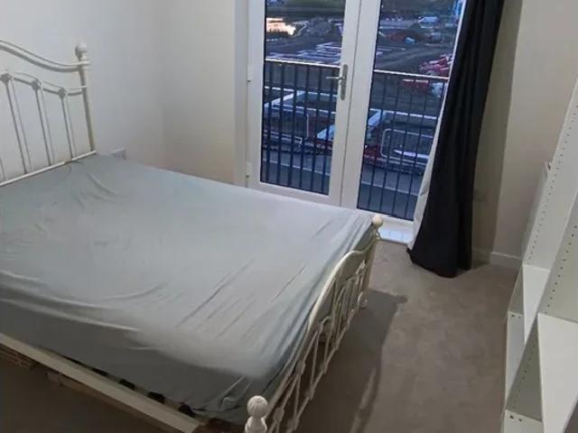 Room at Soar Lane, Leicester