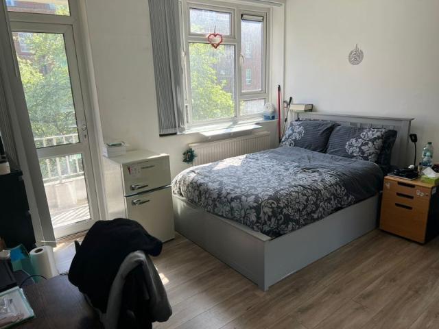 Room at Solander Gardens, Greater London