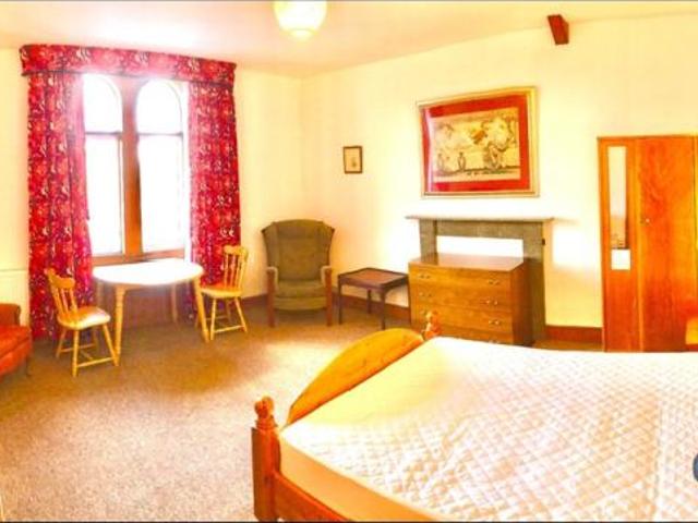 Room at Sollars Close, Hereford