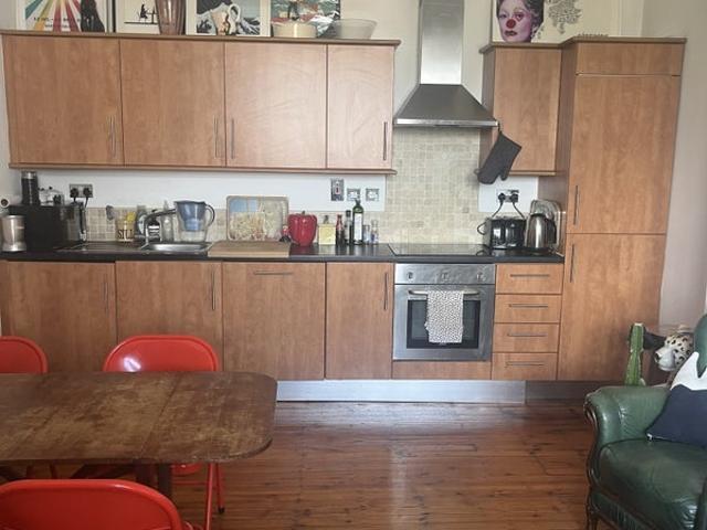 Room at Somerford Grove, Greater London