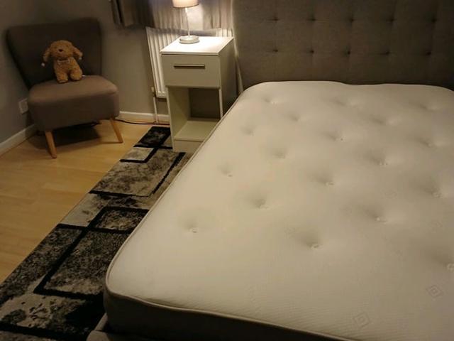 Room at Somerset Road, Trafford