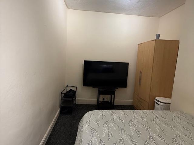 Room at Soundwell Road, Bristol