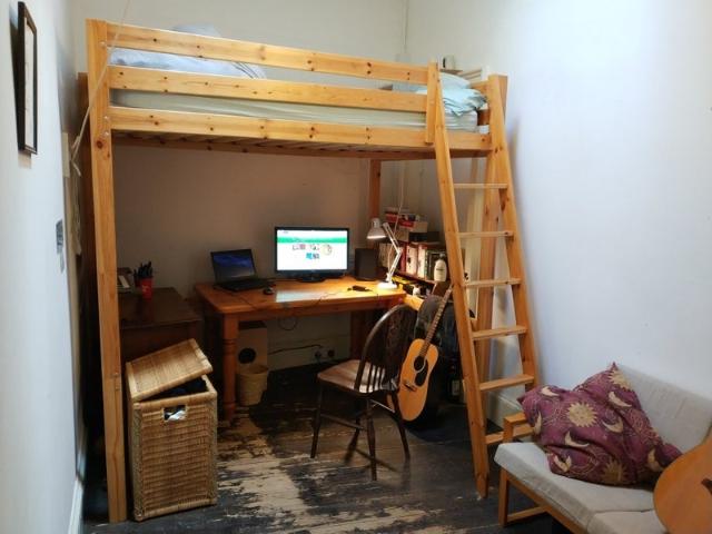 Room at South Clerk Street, City of Edinburgh