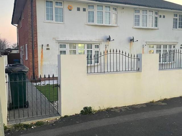 Room at South Coast Road, Peacehaven