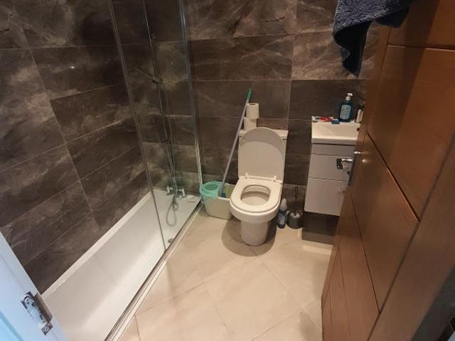 Room at South End, Greater London