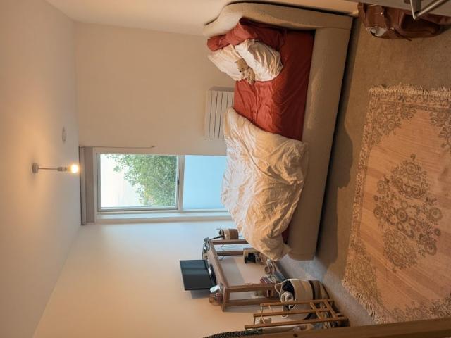 Room at South Grove, Greater London