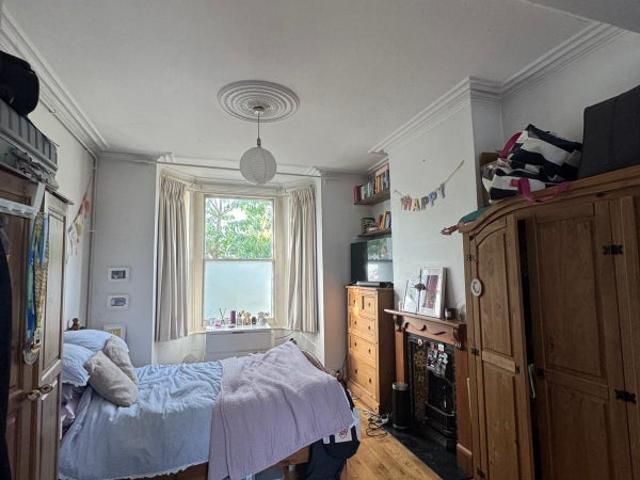 Room at South Park Road, Greater London