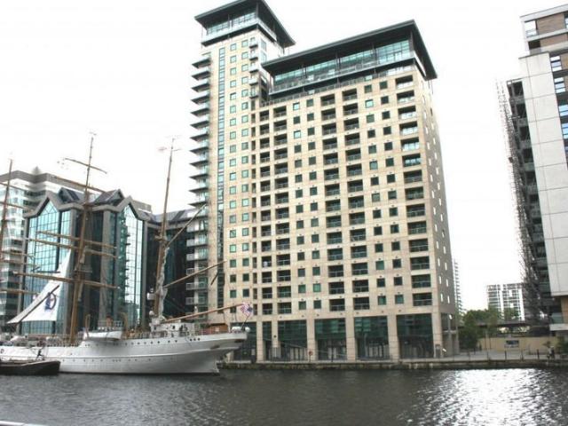Room at South Quay Square, Greater London