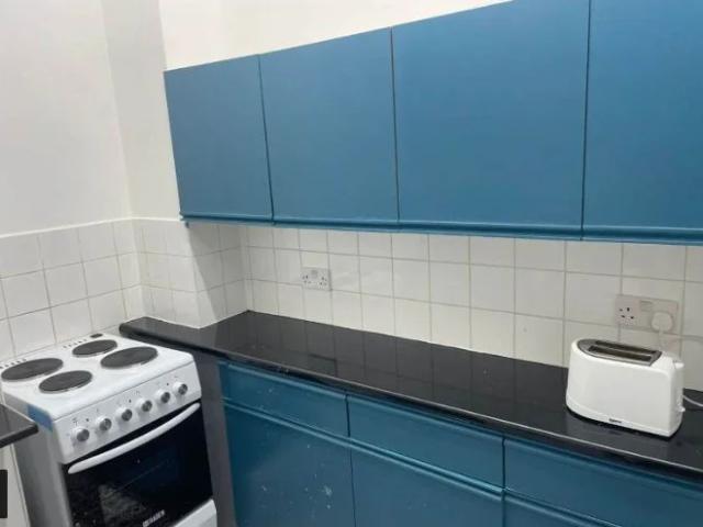 Room at South Road, Birmingham