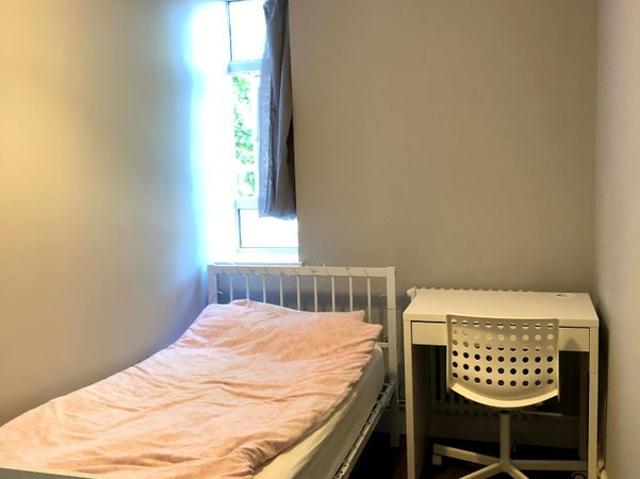 Room at South Road, Greater London