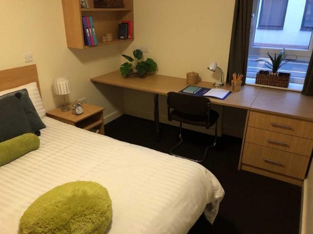 Room at South Street, Charnwood
