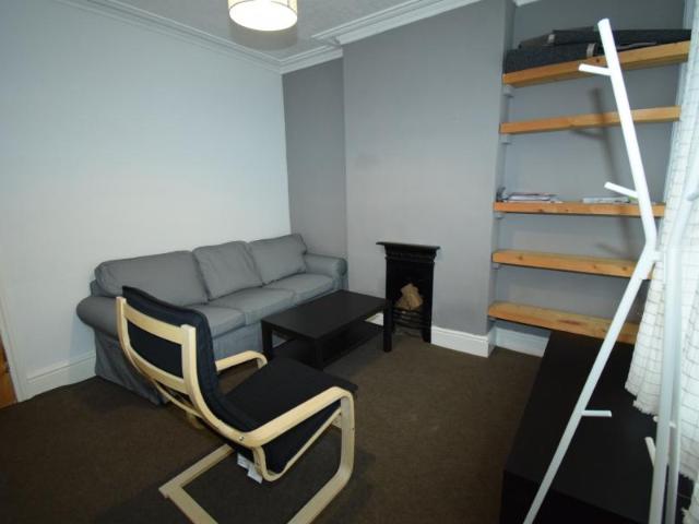 Room at South Street, Derby