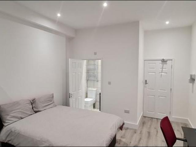 Room at Southchurch Road, Southend on Sea