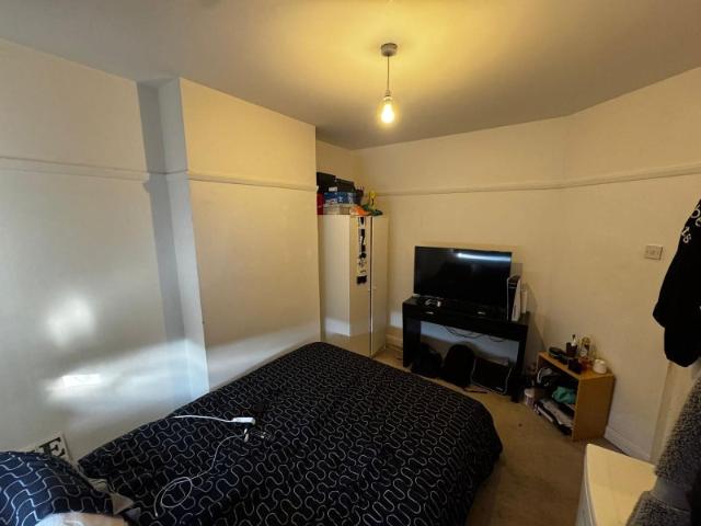 Room at Southcroft Road, Greater London