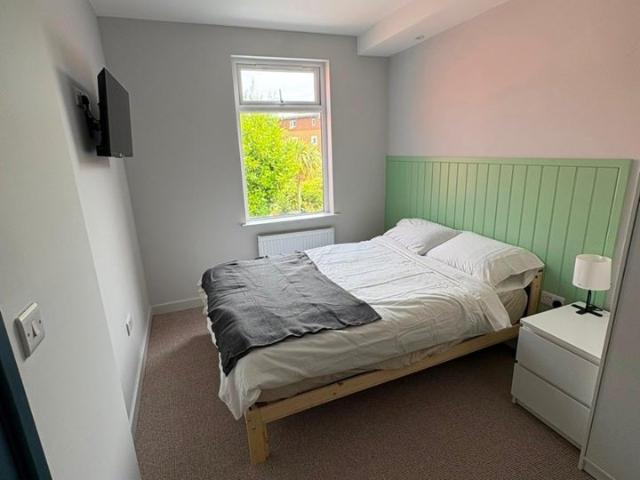 Room at Southgate Avenue, Bridgwater