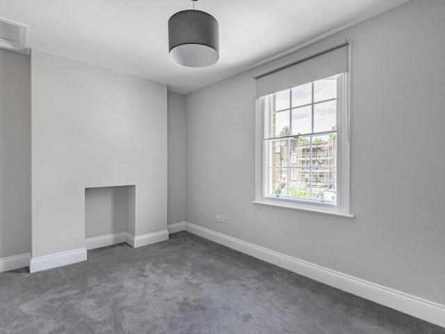 Room at Southgate Road, Greater London