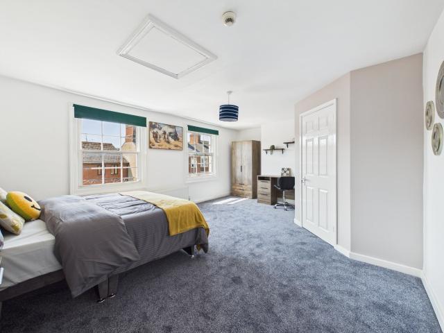 Room at Southgate Street, Gloucester