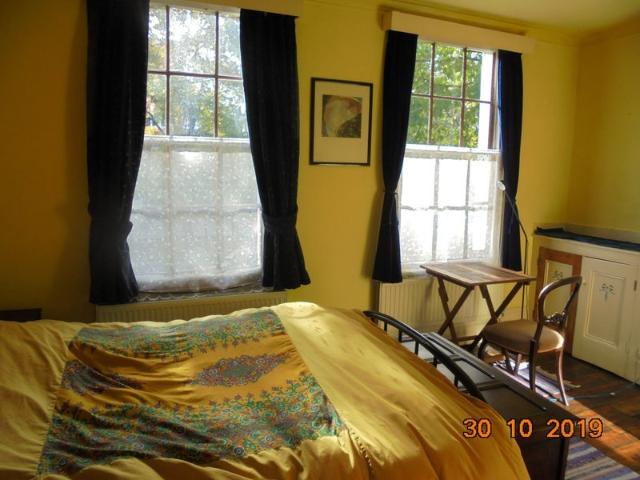 Room at Southern Street, Greater London