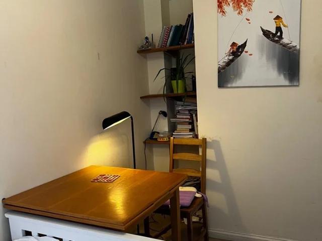 Room at Southey Road, Greater London