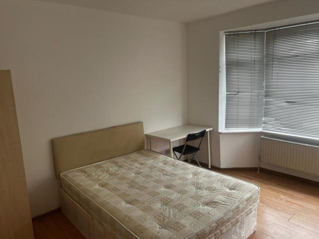 Room at Southfields, Greater London