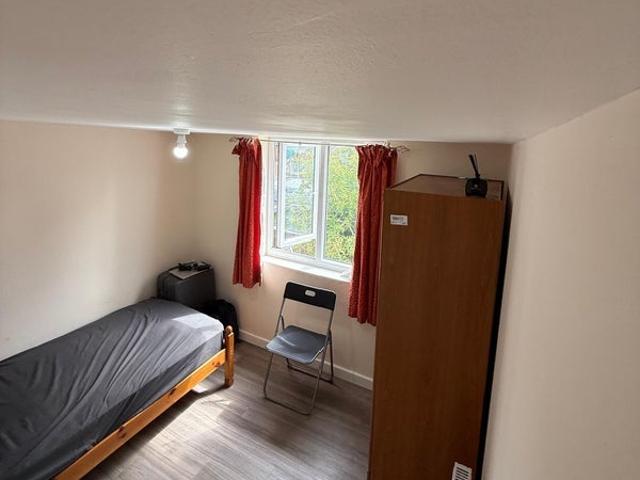 Room at Southmead Road, Bristol
