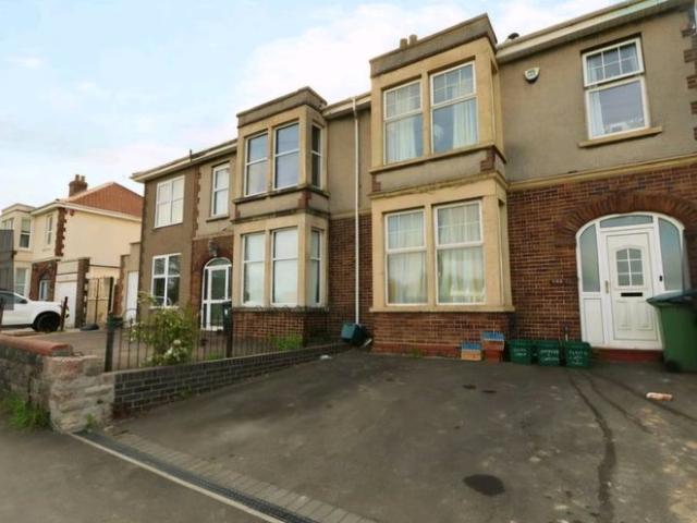 Room at Southmead Road, Bristol