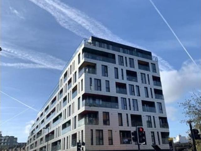 Room at Southwark Bridge Road, Greater London