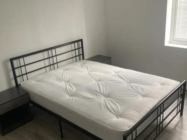 Room at Southview Road, Peterborough