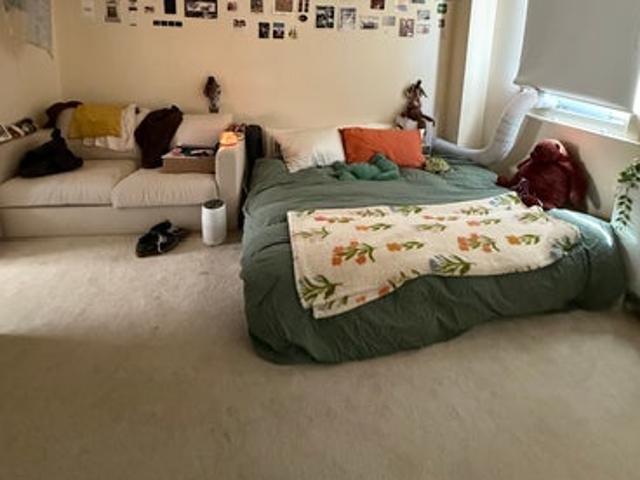 Room at Spafield Street, Greater London