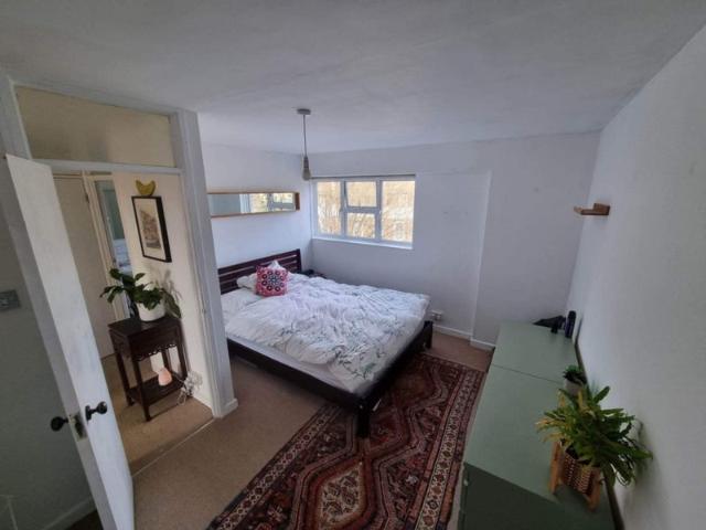 Room at Spencer Rise, Greater London