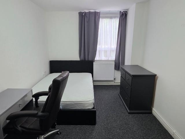 Room at Spey Street, Greater London