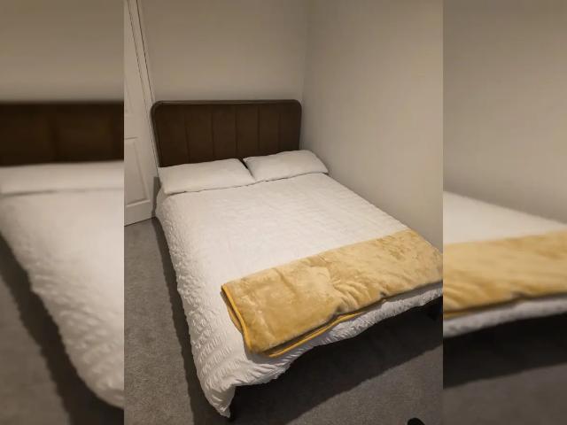 Room at Spingate Close, Greater London