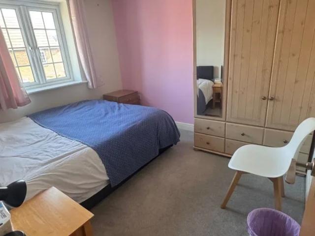 Room at Spriggs Close, Burton Latimer