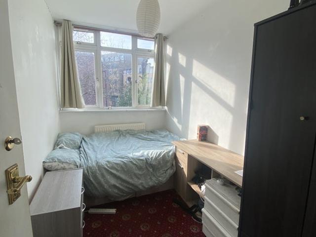Room at Spring Walk, Greater London