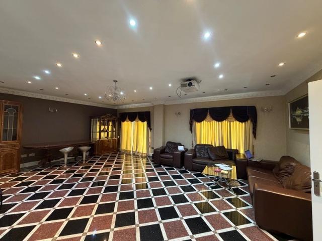 Room at Spring Grove Road, Greater London