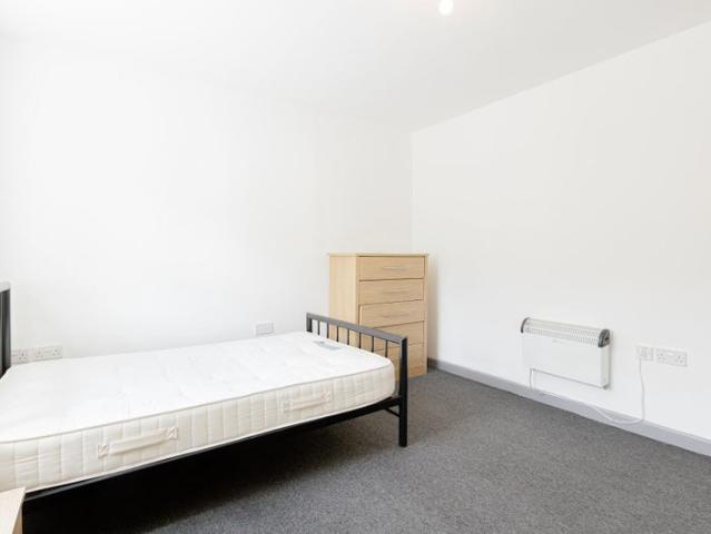 Room at Spring Road, Ipswich