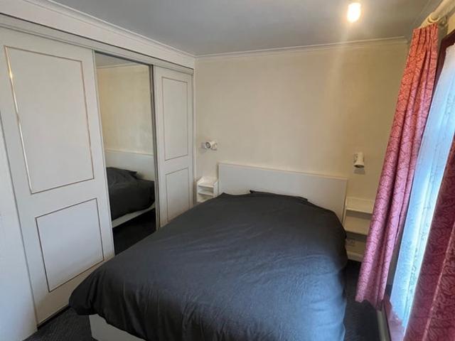 Room at Spring Road, Ipswich
