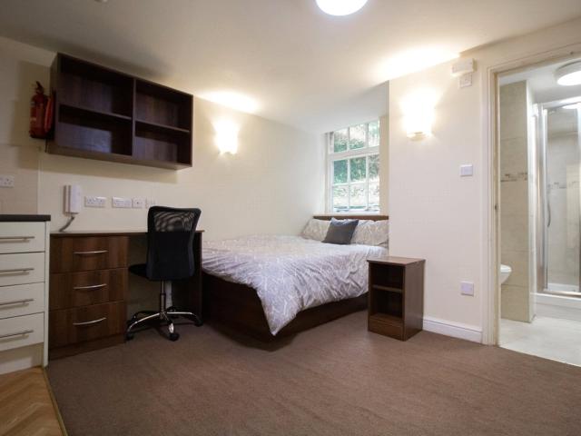 Room at Springfield Mount, Leeds
