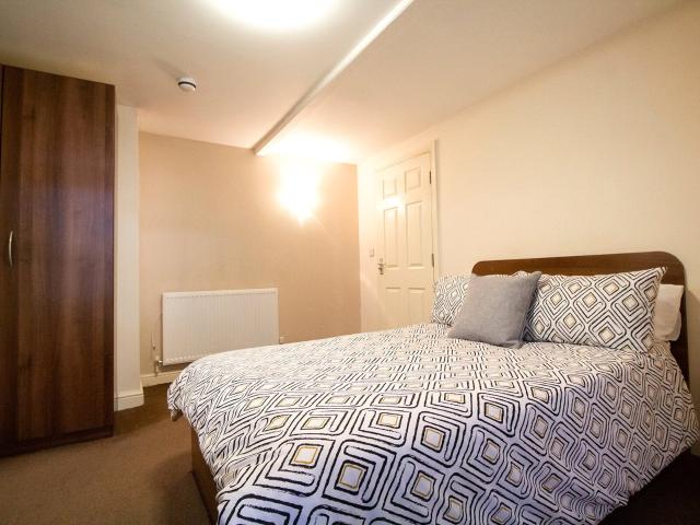 Room at Springfield Mount, Leeds