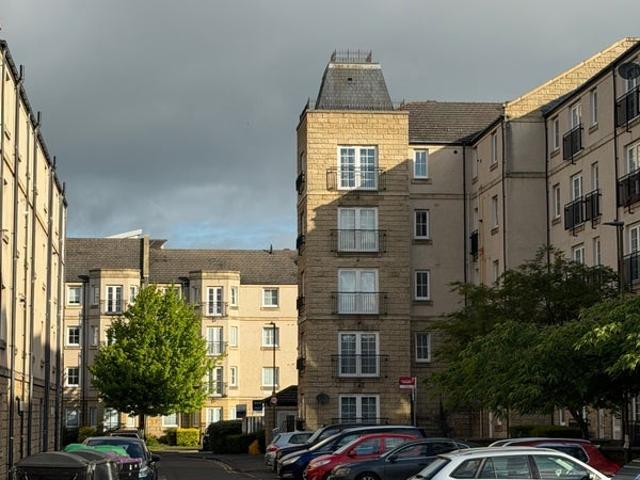 Room at Springfield Street, City of Edinburgh