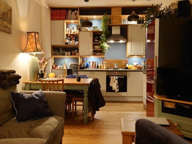 Room at Springvalley Gardens, City of Edinburgh