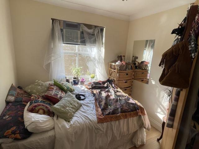 Room at Spurgeon Street, Greater London